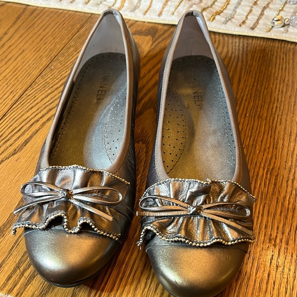 Vaneli | Shoes | Vaneli Flats | Poshmark